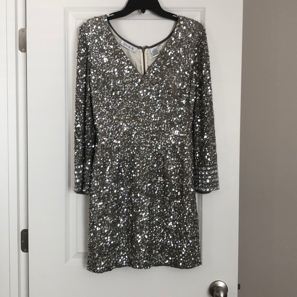 Shail K | Dresses | Shail K New With Tags Size 8 Sequence Silver Dress ...